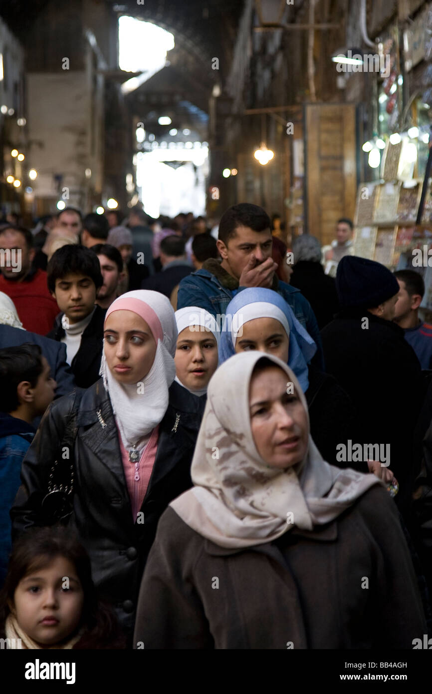 Crowds in the Damascus Souk in Syria Stock Photo - Alamy