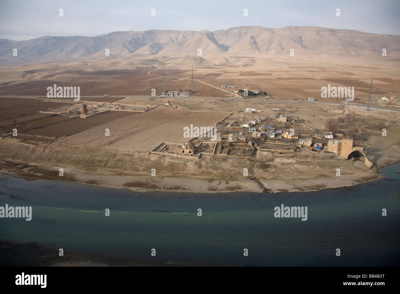 Tigris river valley in eastern hi-res stock photography and images - Alamy