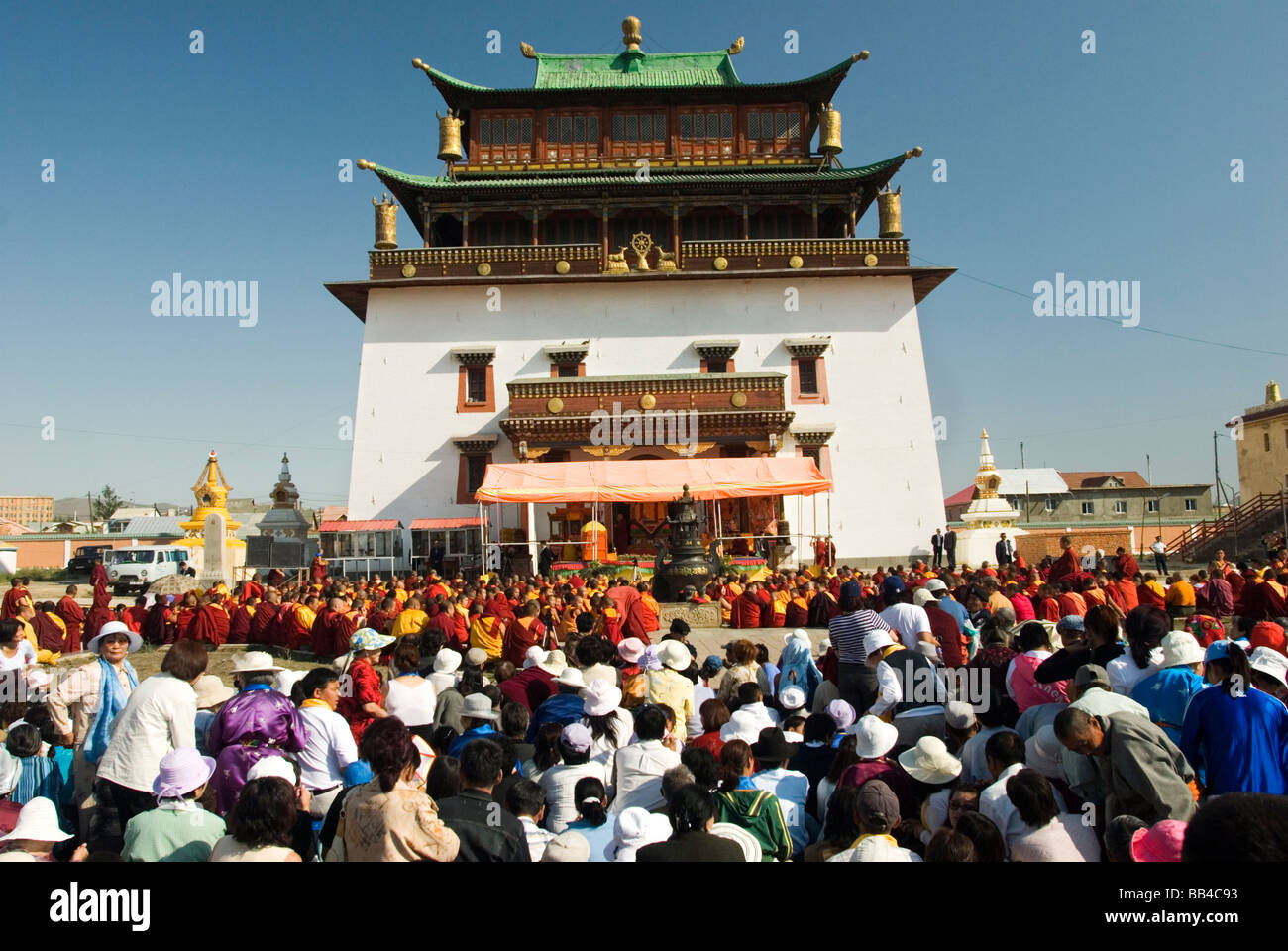 Gandan Monastery, Ulaanbaatar, Mongolia Stock Photo - Alamy