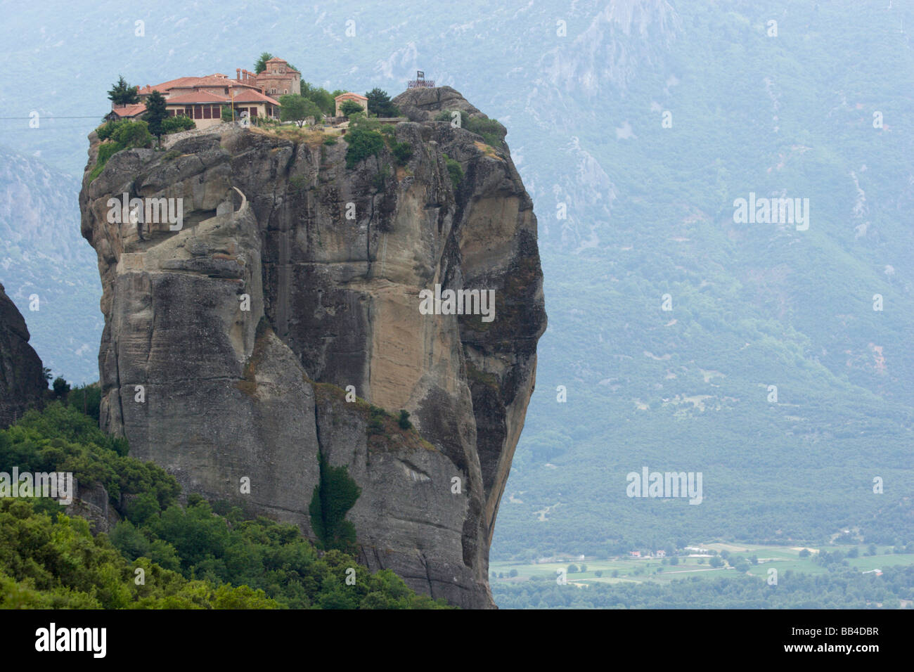 Orthodox monasticism greek building hi-res stock photography and images ...