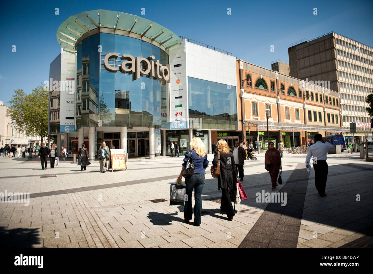 The Capitol shopping mall , pedestrianised street in Cardiff City ...