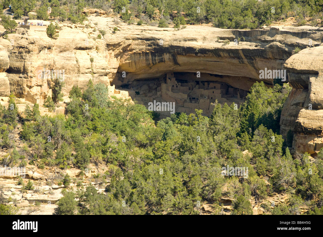 Colorado, Mesa Verde National Park. Sun Point View pull out, Cliff ...