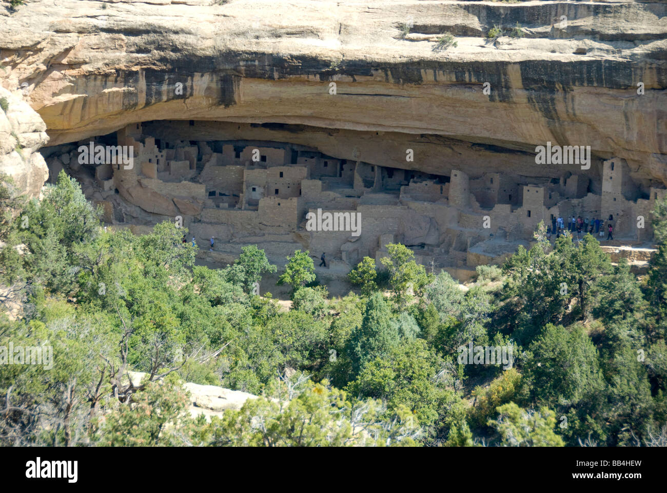 Colorado, Mesa Verde National Park. Sun Point View pull out, Cliff ...