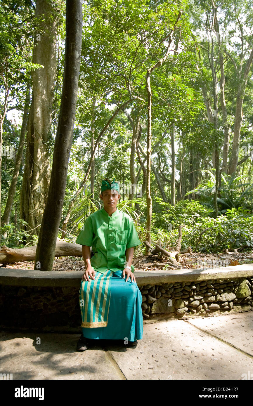Traditional Indonesian Men