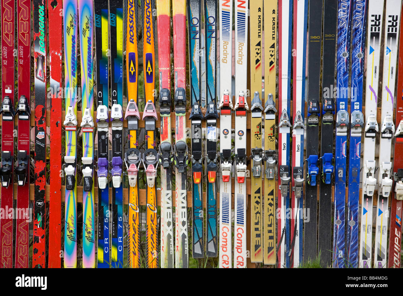 Ski fence hi-res stock photography and images - Alamy