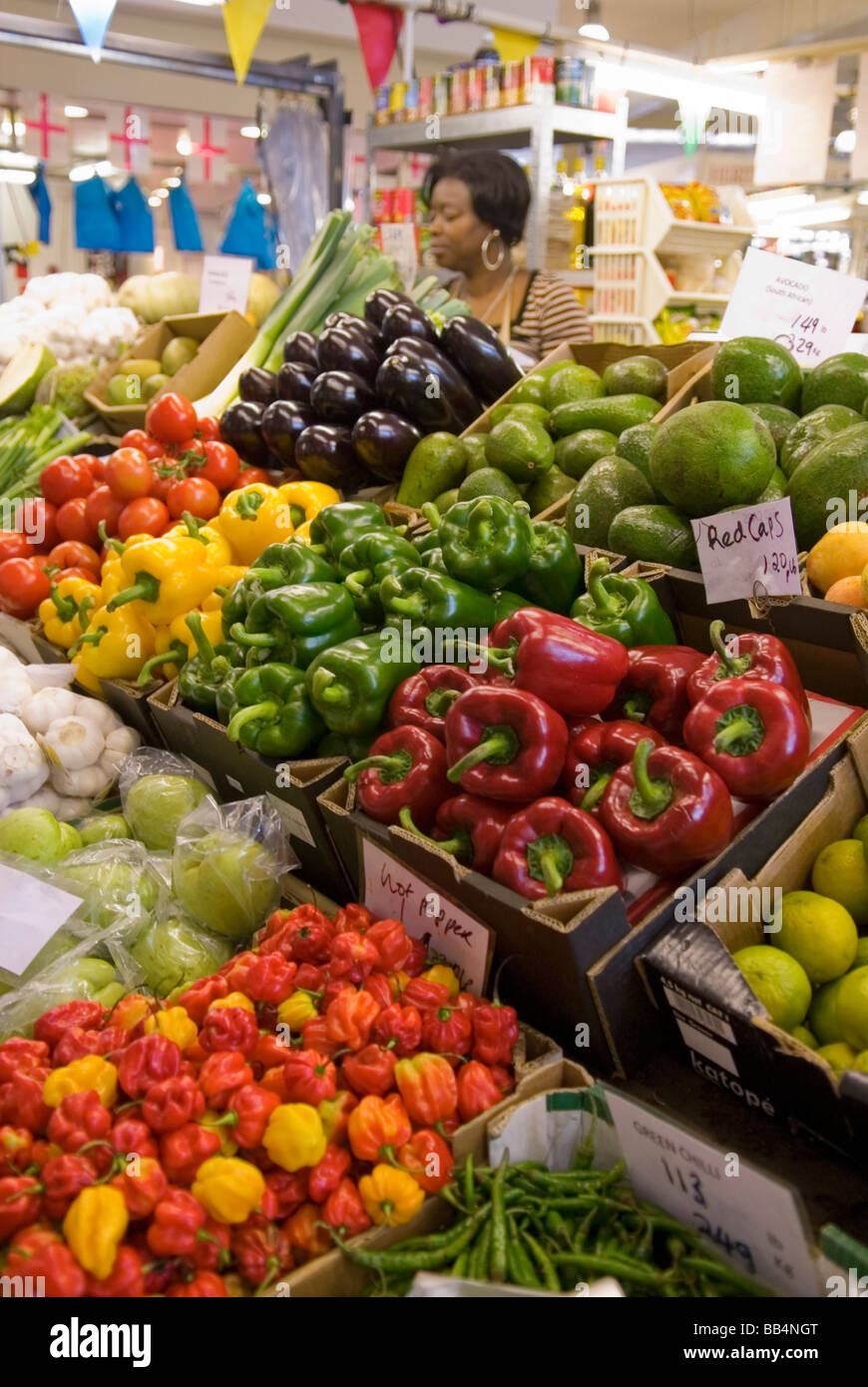 Market stall fruit and veg uk hi-res stock photography and images - Alamy