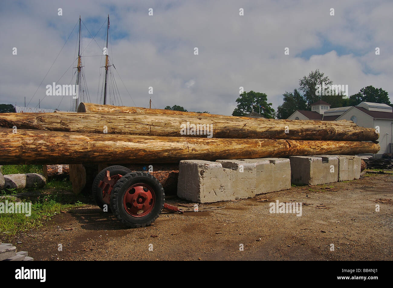 Log ship america hi-res stock photography and images - Alamy