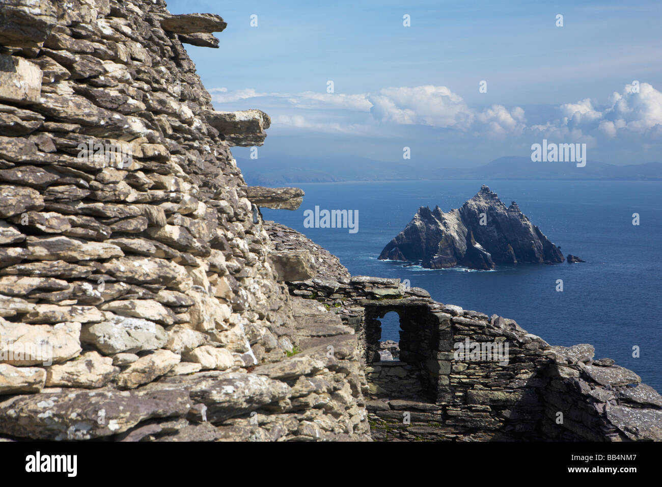 IRELAND COUNTY KERRY SKELLIG MICHAEL ISLANDS Stock Photo - Alamy