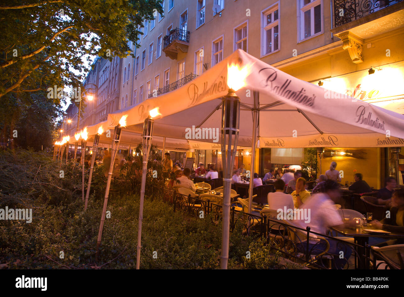 List F. Ter, Small Park near Outdoor Dining Restaurants, Pest side of ...