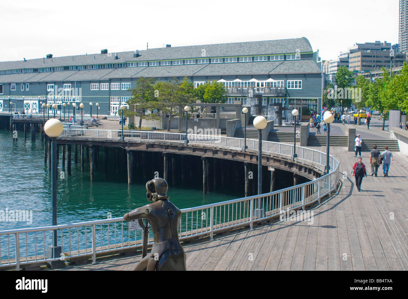 Christopher Columbus statue and Seattle Aquarium on Seattle's ...