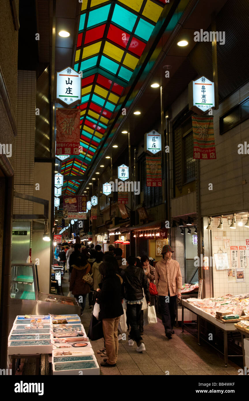 Shoppers in the Nishiki market place in Kyoto, Japan Stock Photo - Alamy