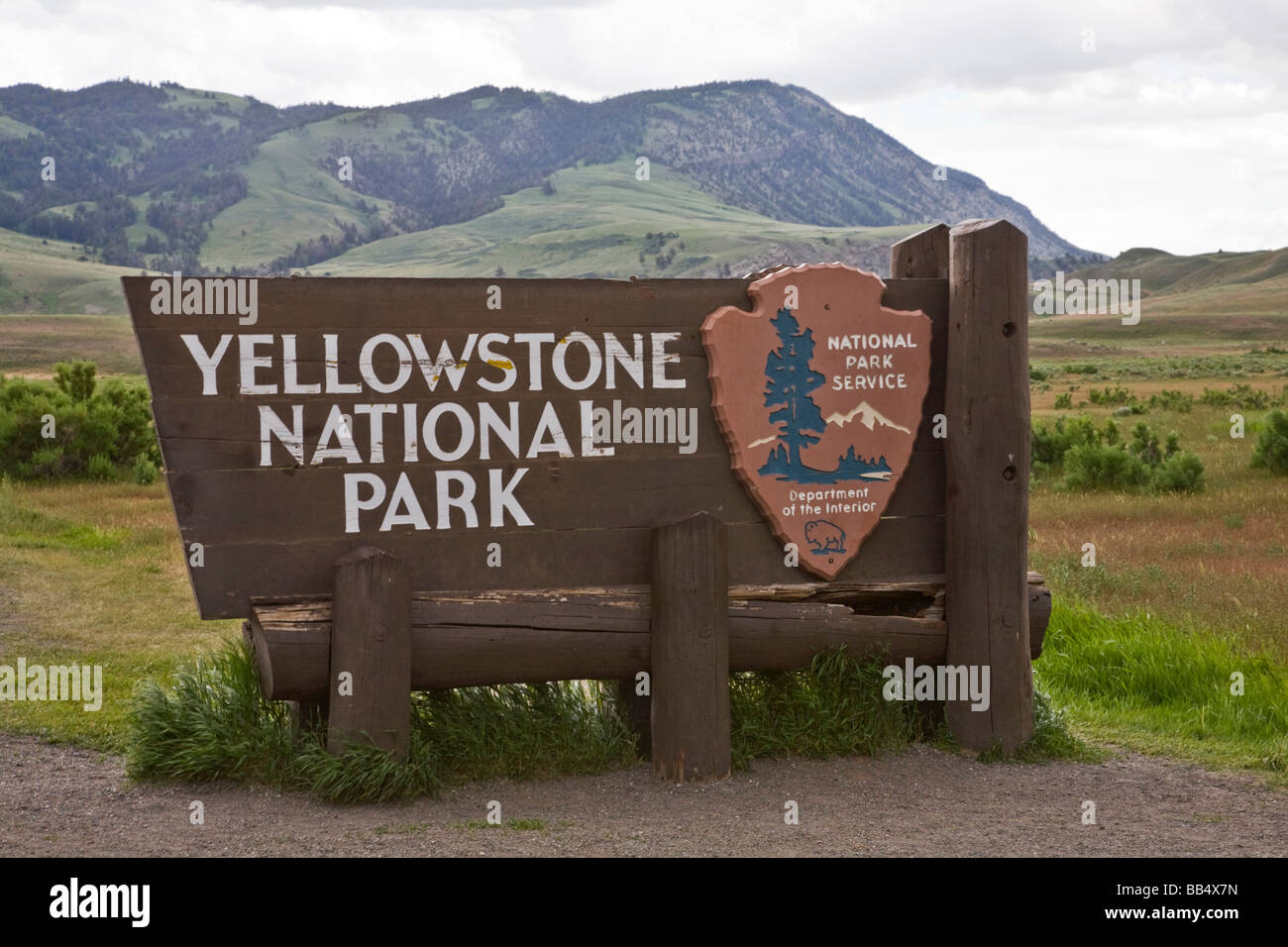 WY, Yellowstone National Park, Park entry sign Stock Photo - Alamy