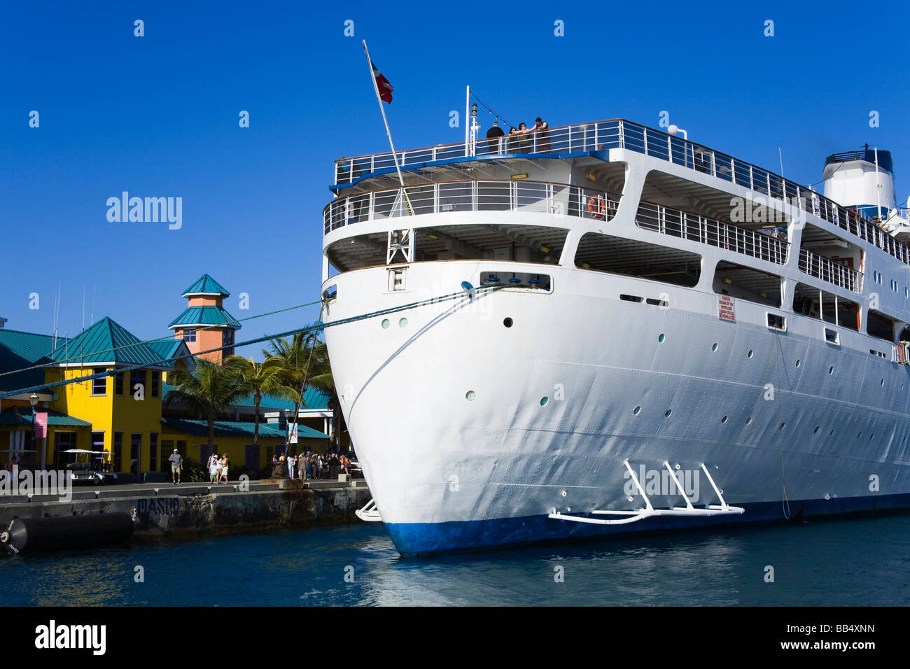 Cruise ship pics hi-res stock photography and images - Alamy