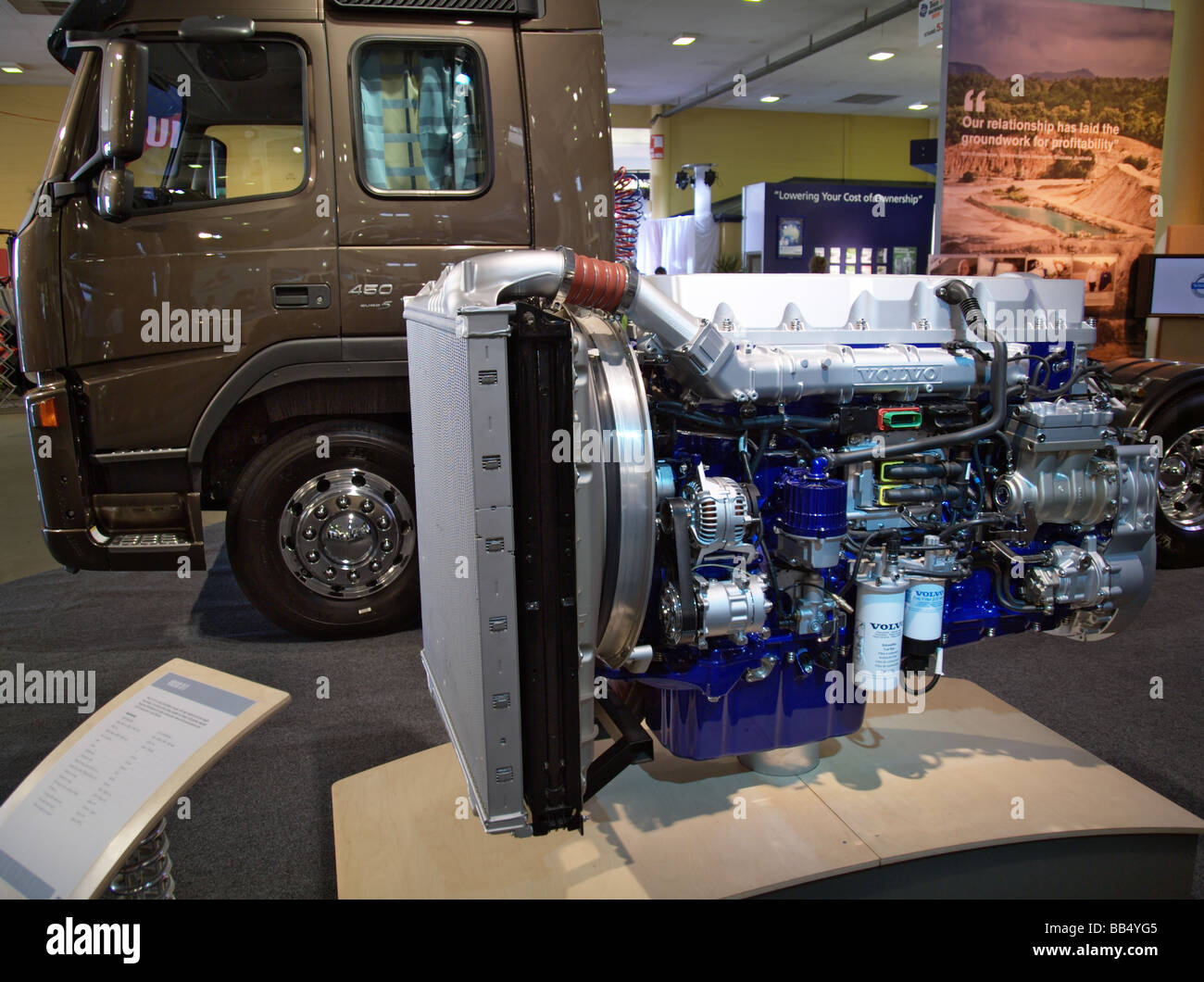 Cabover truck hi-res stock photography and images - Alamy