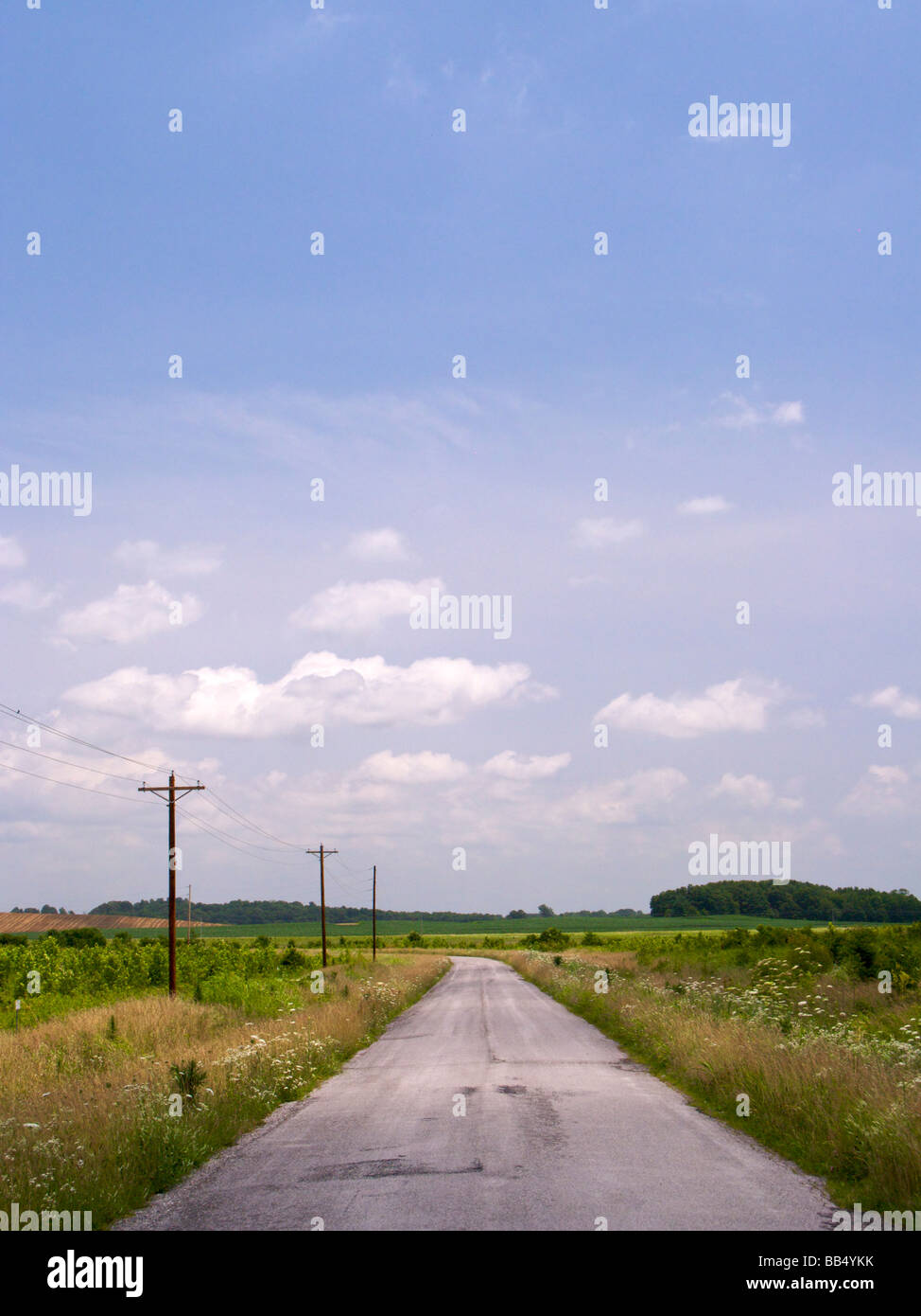 Rural road southern Illinois Stock Photo - Alamy