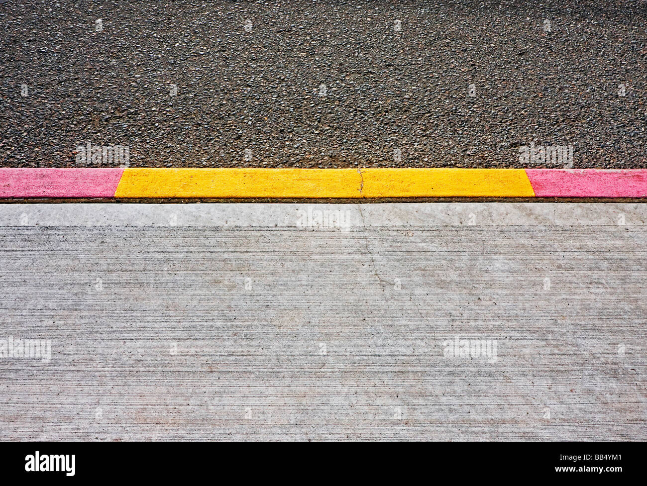 Red Curb Stock Photos & Red Curb Stock Images - Alamy