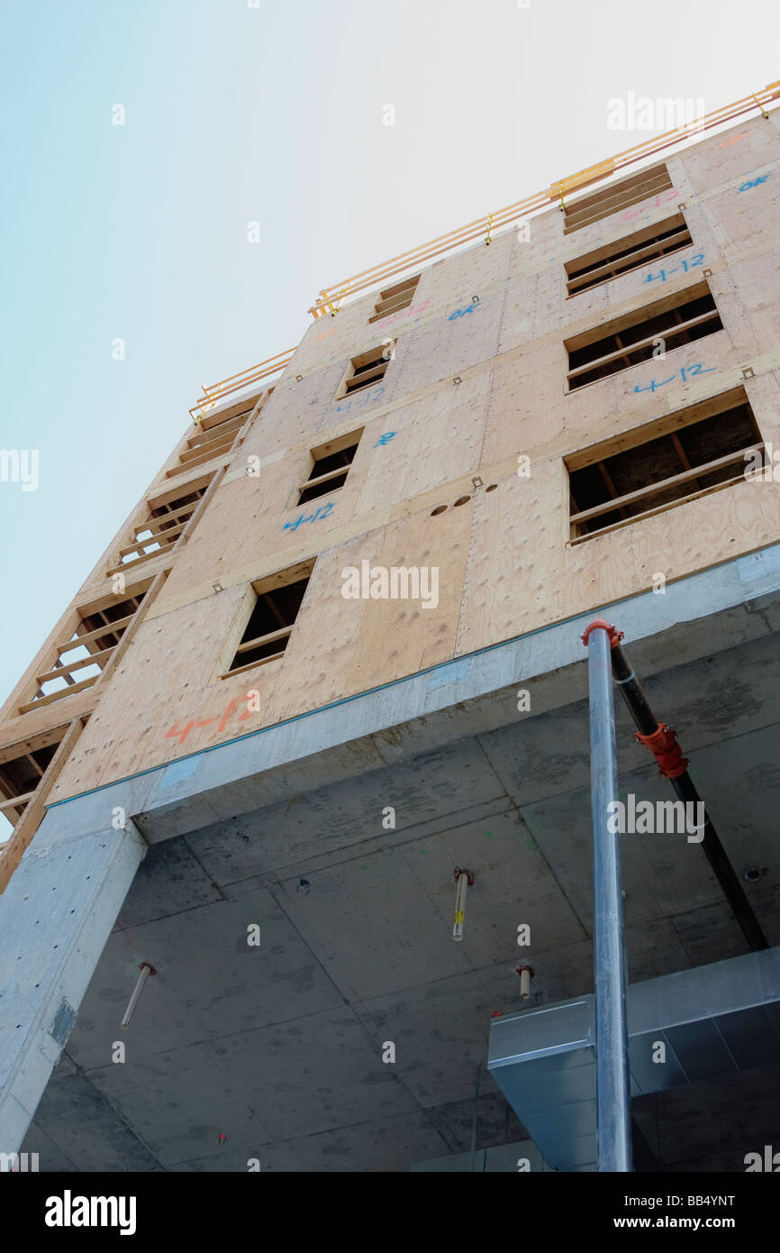 Condominium construction hi-res stock photography and images - Alamy