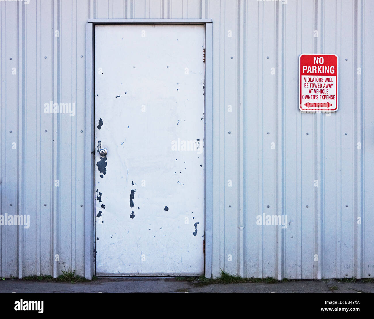 Utility warehouse hi-res stock photography and images - Alamy