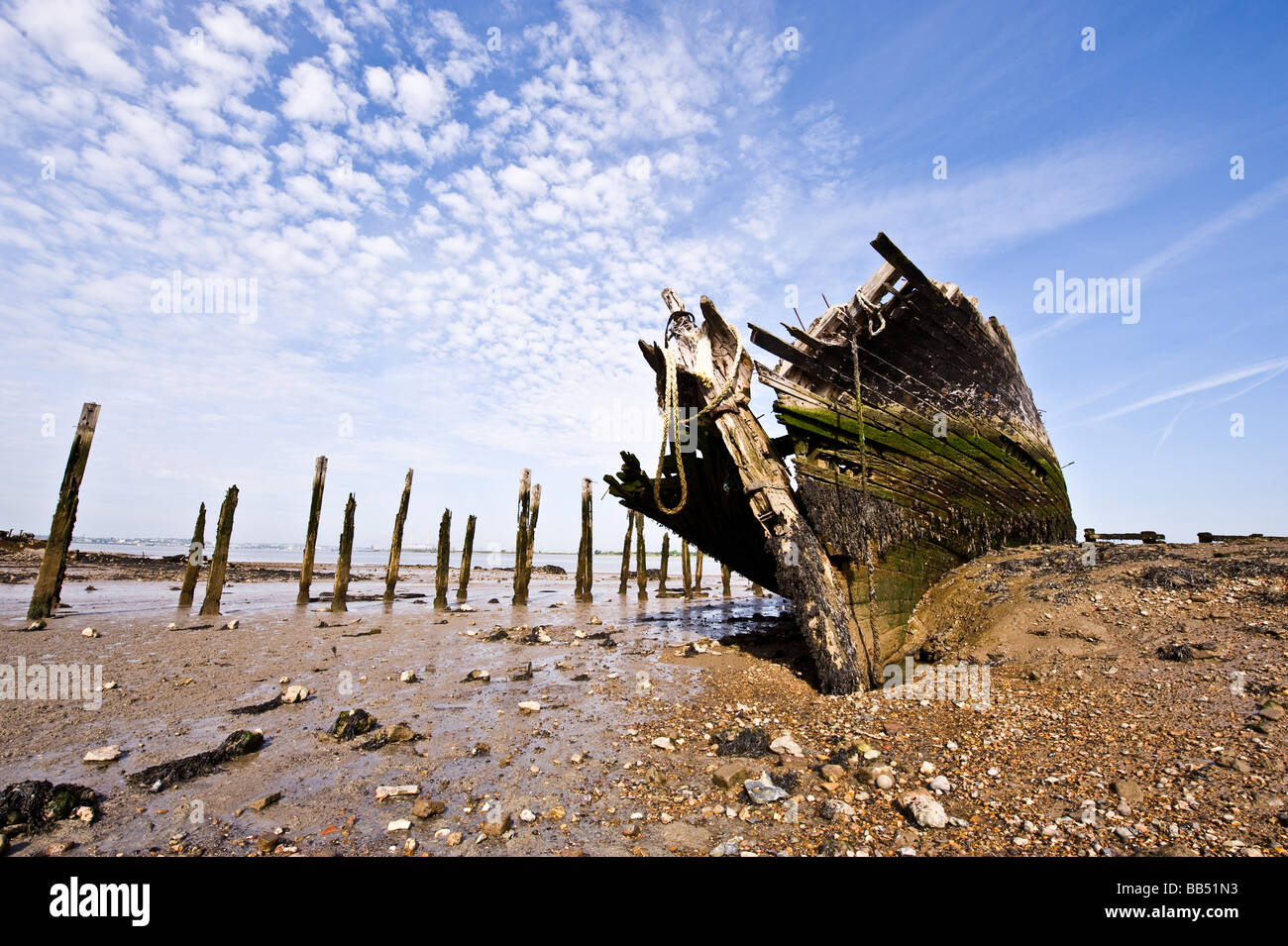 Kent thames hi-res stock photography and images - Alamy