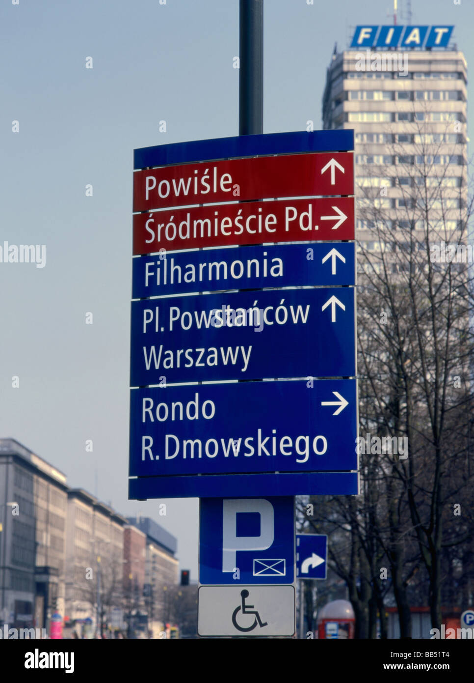 Warsaw sign road hi-res stock photography and images - Alamy