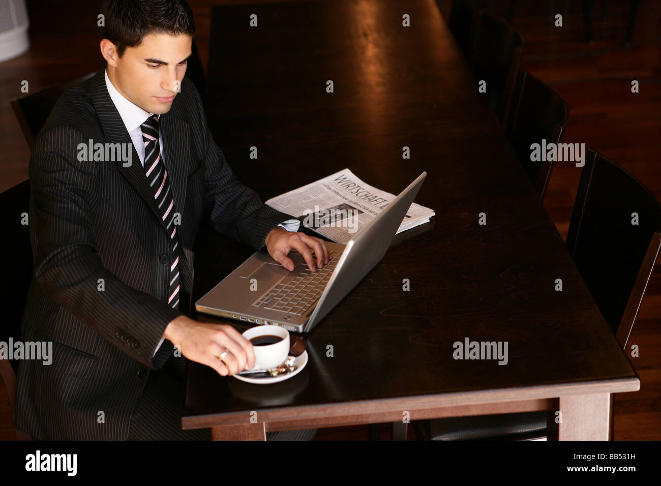 Man watching computer cutout hi-res stock photography and images - Alamy