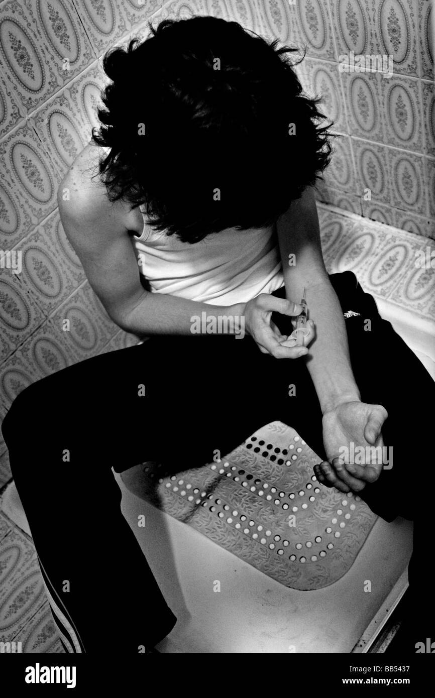 Drugs picture Black and White Stock Photos & Images - Alamy