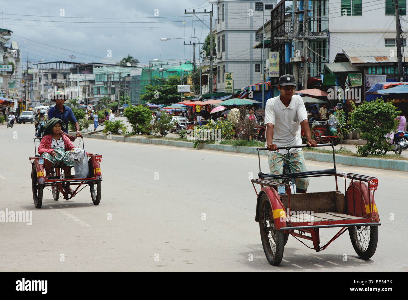 Tricycle driver hi-res stock photography and images - Alamy