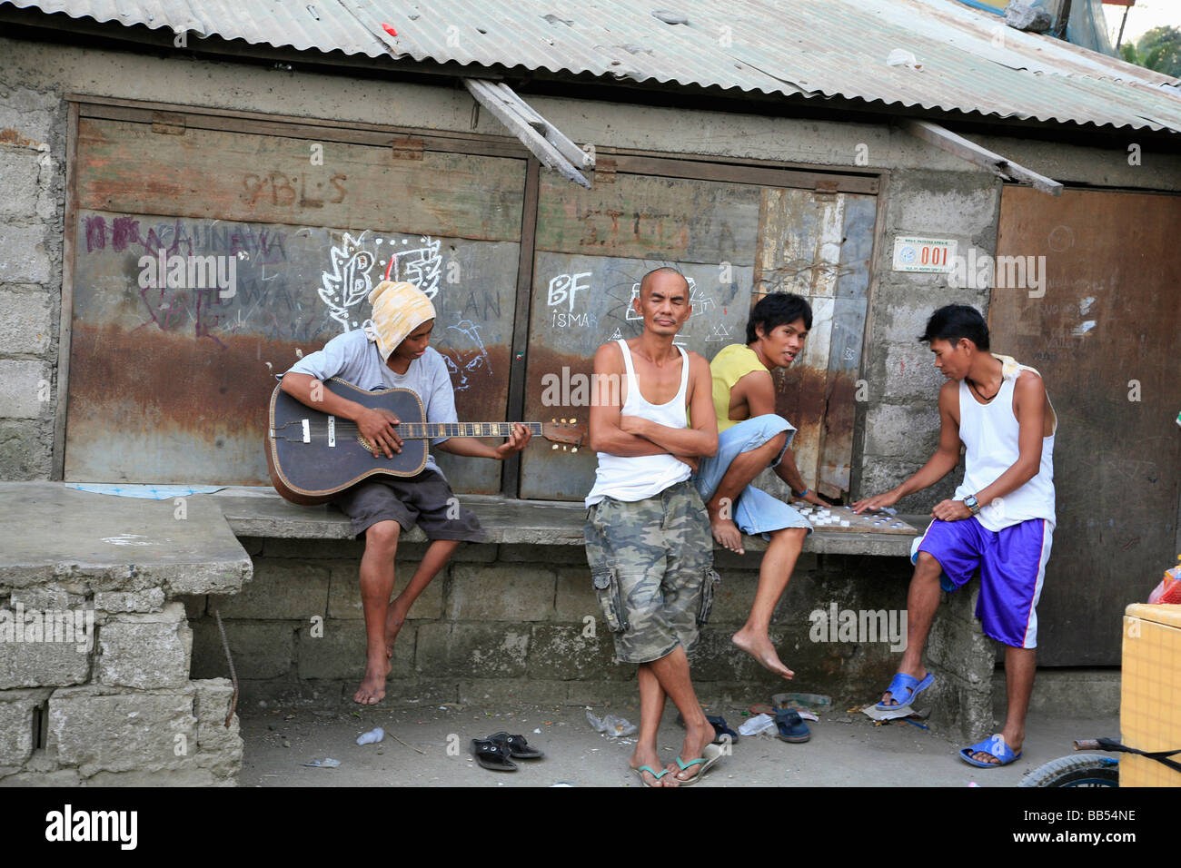 Philippines garbage hi-res stock photography and images - Alamy