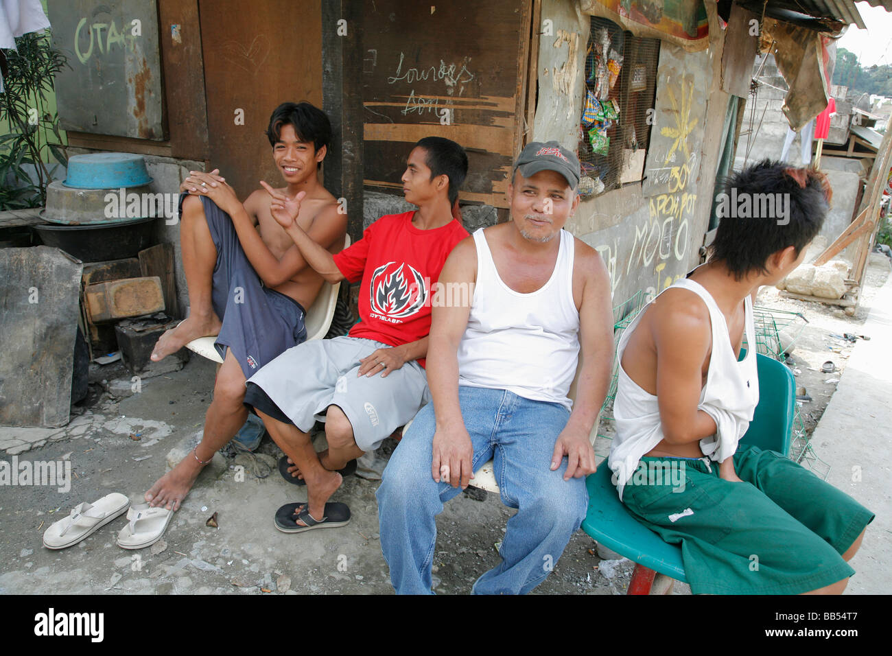 Slum manila High Resolution Stock Photography and Images - Alamy