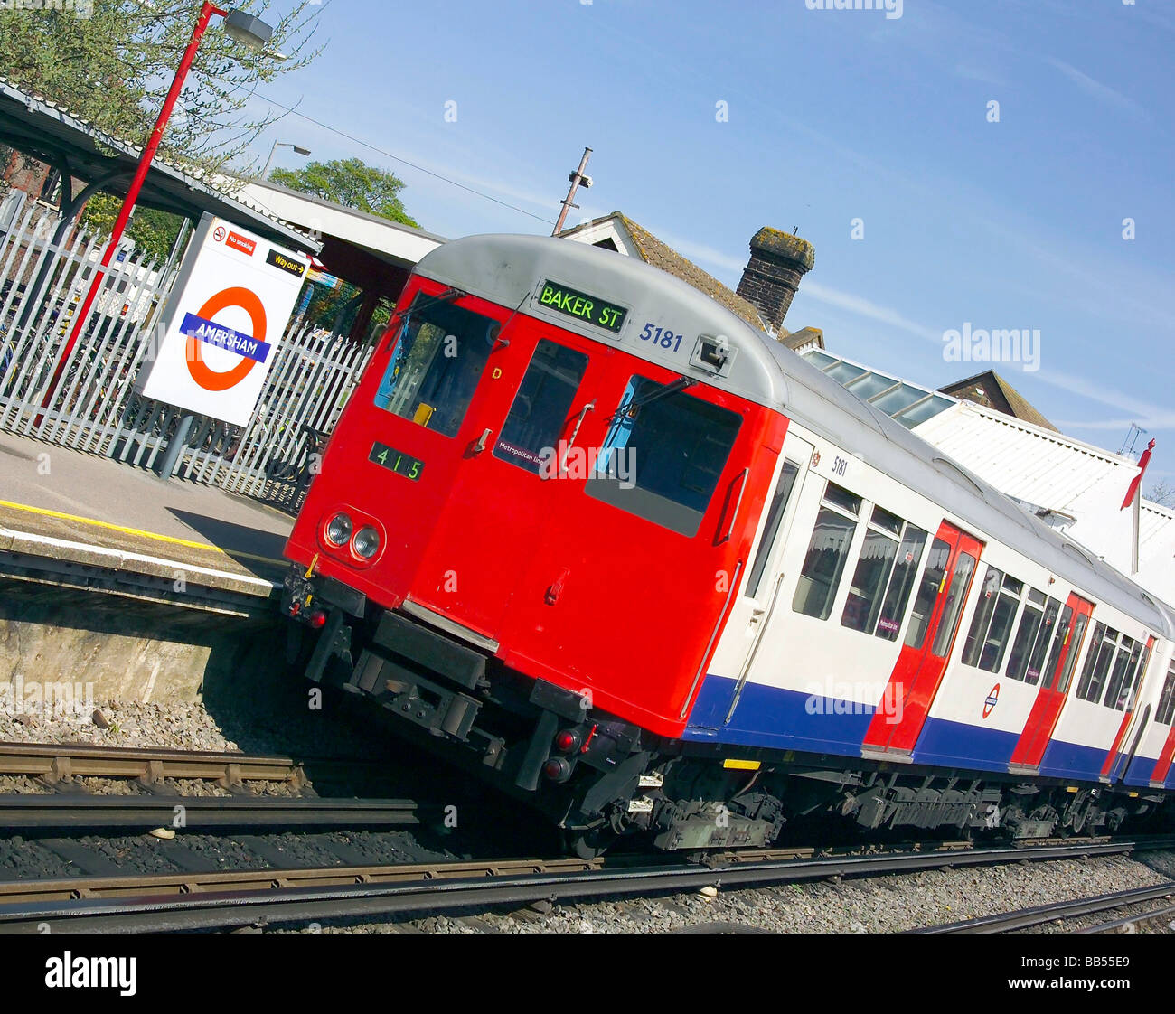 Amersham Tube Station High Resolution Stock Photography and Images - Alamy