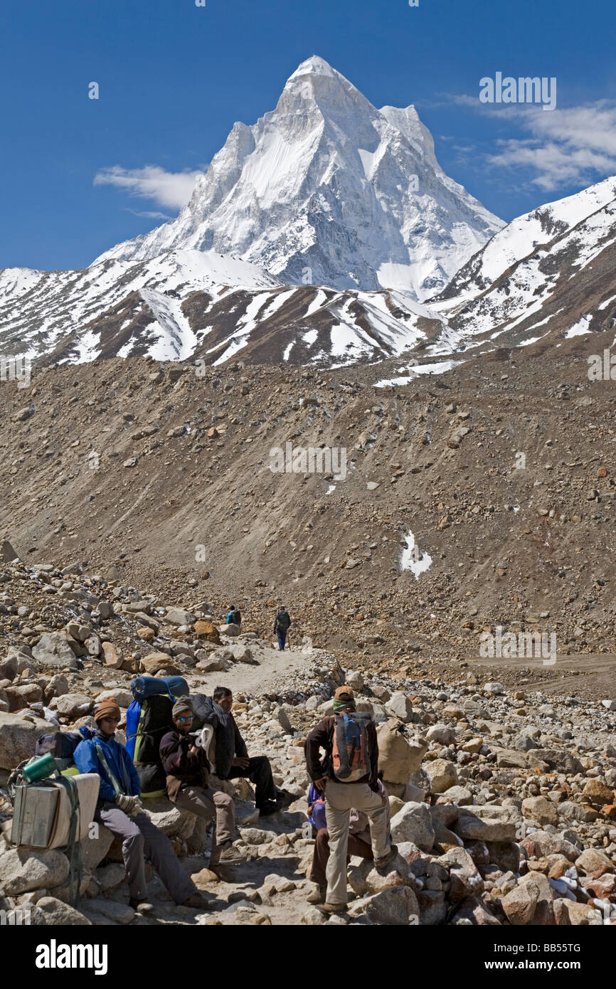 Shivling hi-res stock photography and images - Alamy
