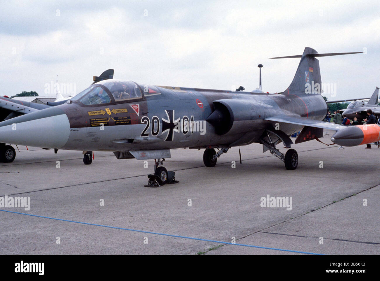 Lockheed F-104G Starfighter Luftwaffe jet Stock Photo: 24086583 - Alamy