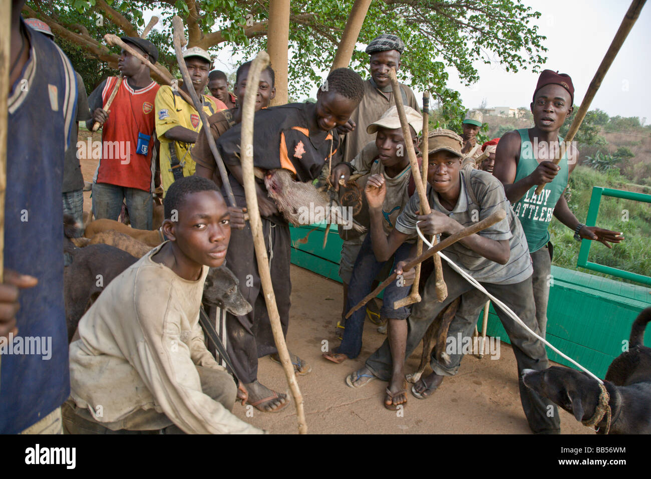 African bush hunters hi-res stock photography and images - Alamy
