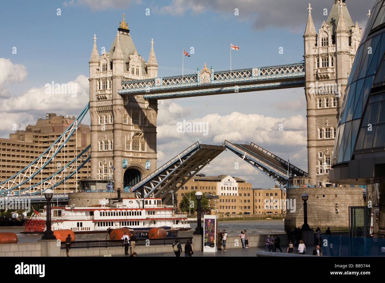 Opening of tower bridge hi-res stock photography and images - Alamy