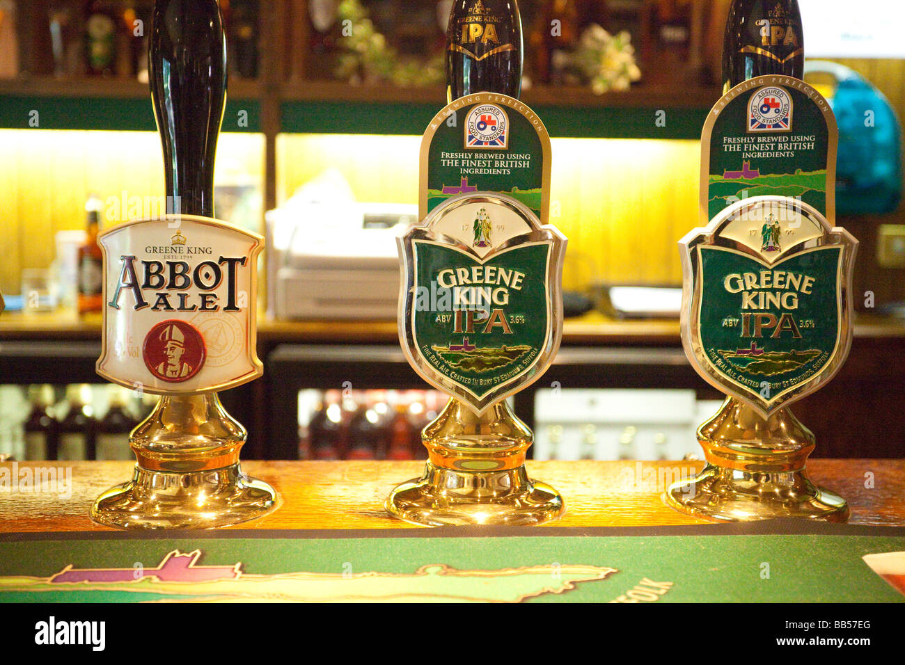 Bb57eg beer pump label badges hi-res stock photography and images - Alamy