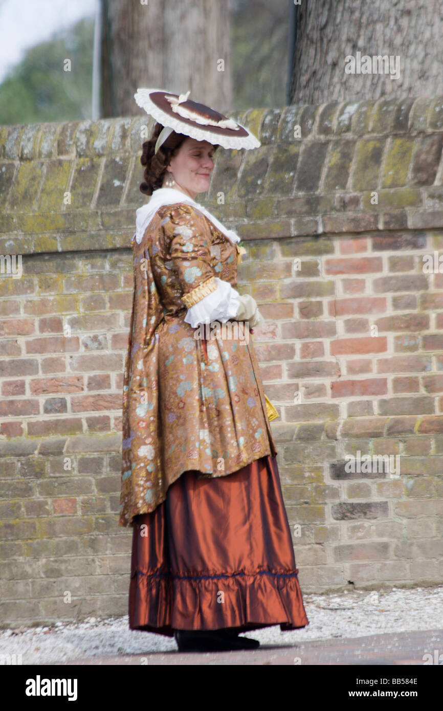 Period actor in Colonial Williamsburg, Virginia Stock Photo - Alamy