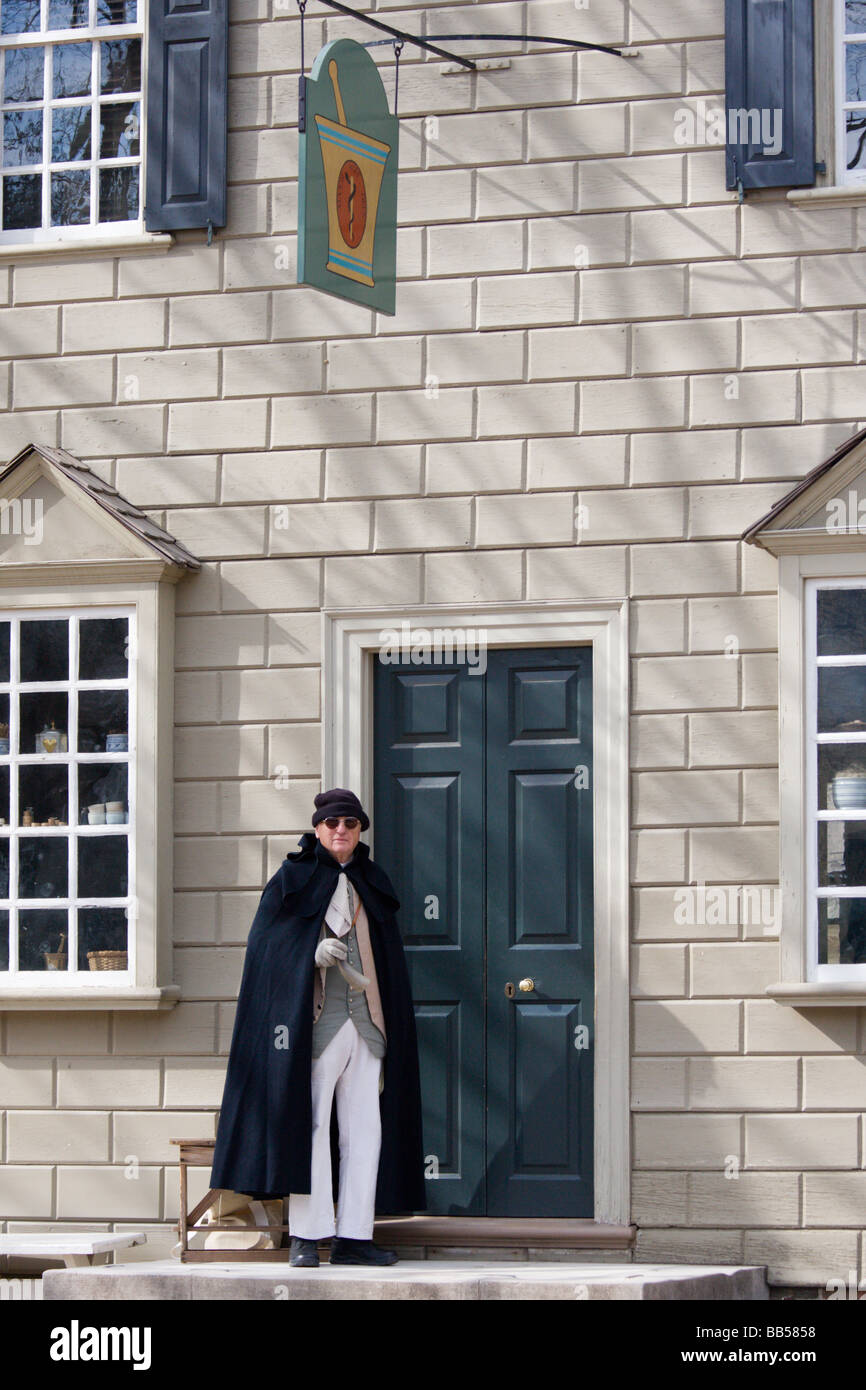 Period actor in Colonial Williamsburg, Virginia Stock Photo - Alamy