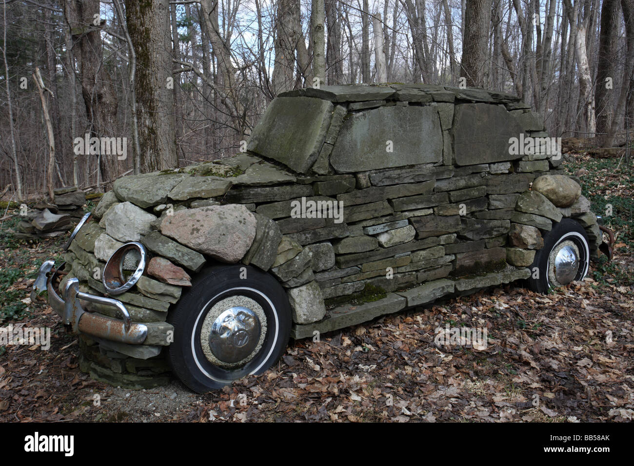 Car sculpture hi-res stock photography and images - Alamy