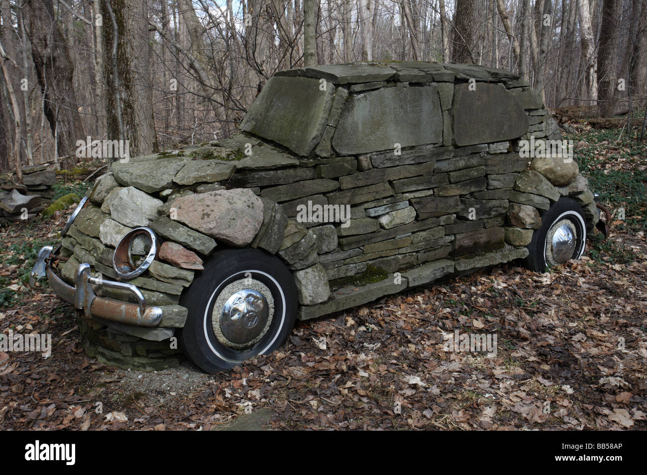 Car sculpture hi-res stock photography and images - Alamy