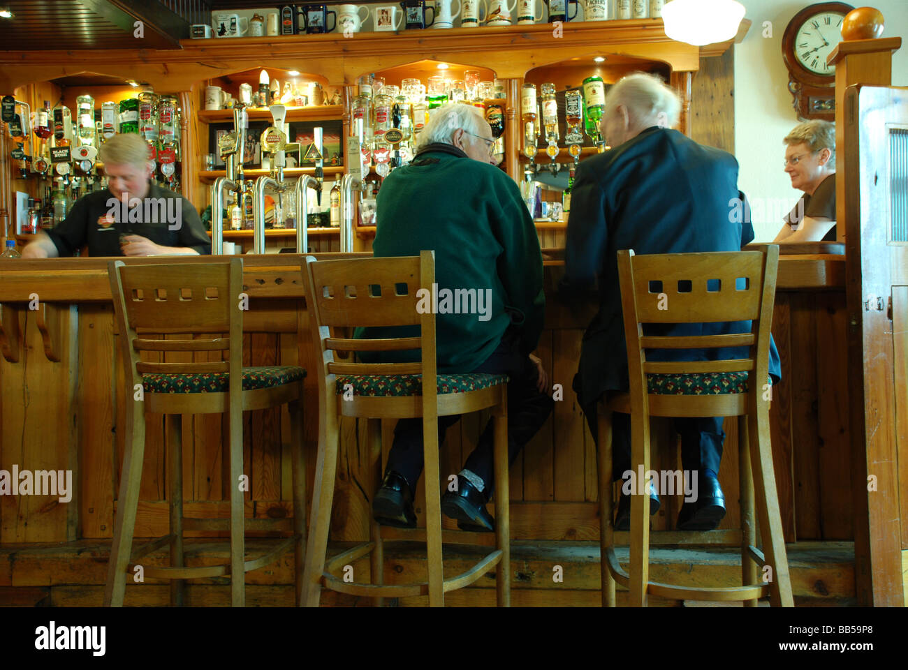 County antrim and people pub hi-res stock photography and images - Alamy