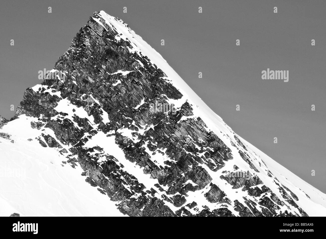Tourism banff lake louise Black and White Stock Photos & Images - Alamy