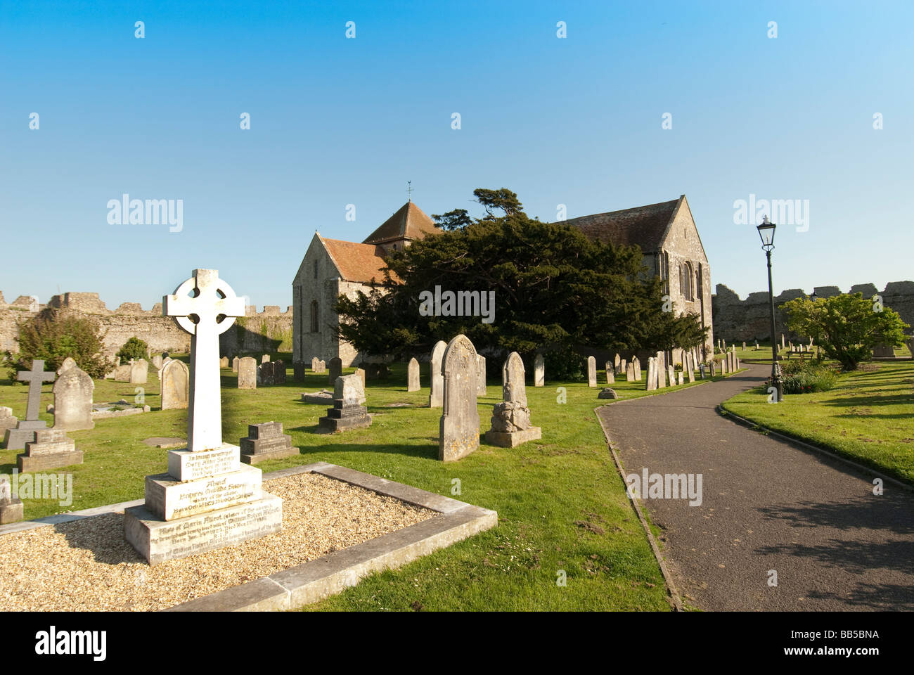 Church saint mary portchester castle hi-res stock photography and ...