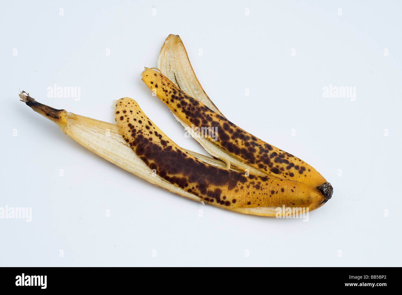 Banana skin hi-res stock photography and images - Alamy