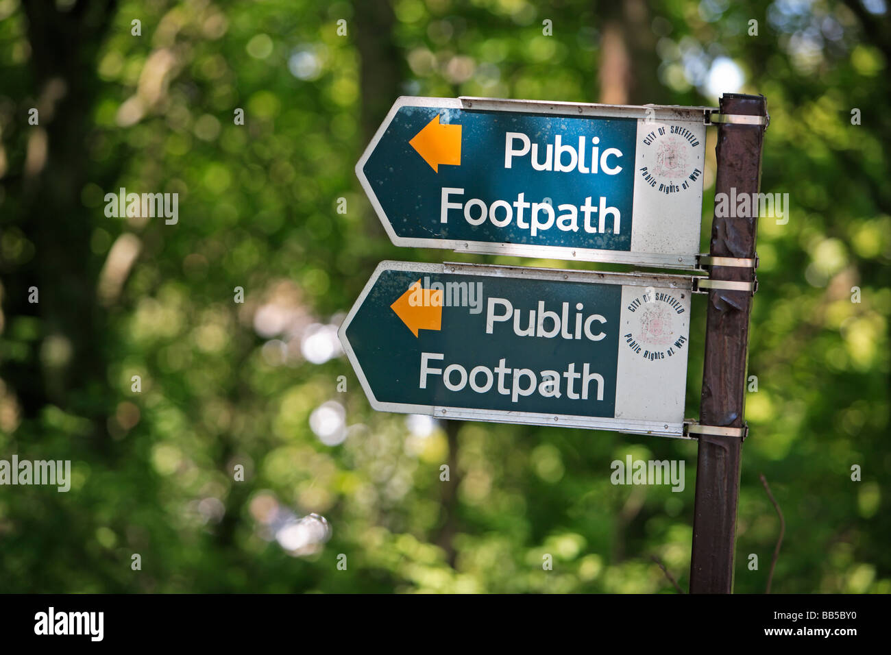 Public Footpath signs Stock Photo - Alamy
