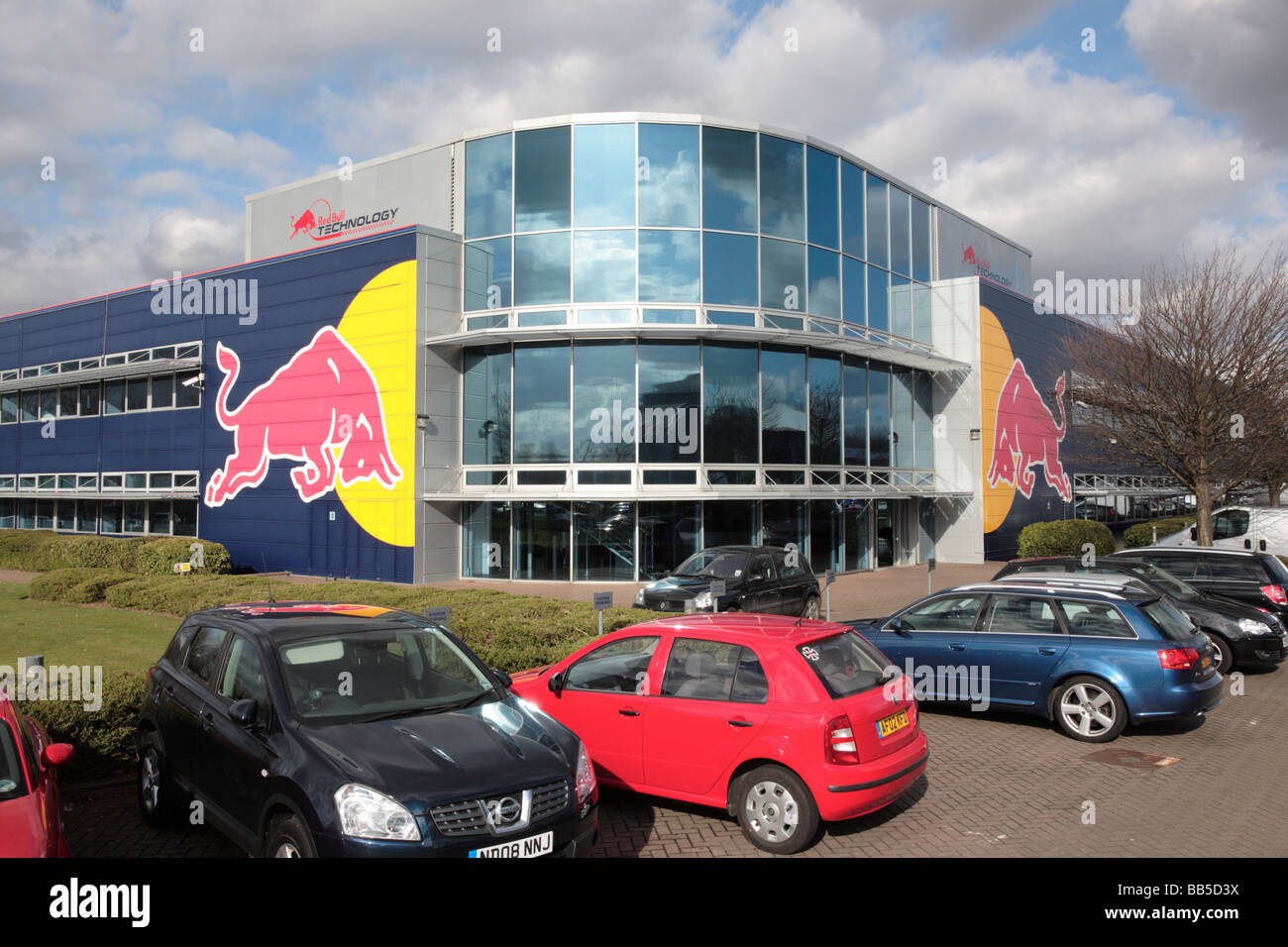 Red bull technology hi-res stock photography and images - Alamy