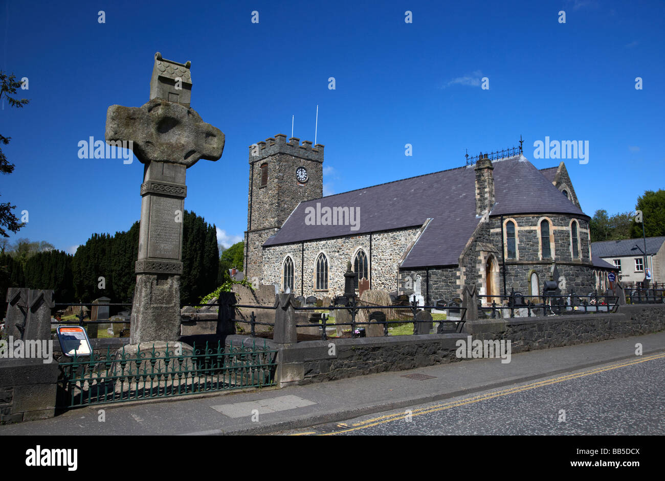 Granite Celtic High Cross in Dromore in the grounds of dromore ...