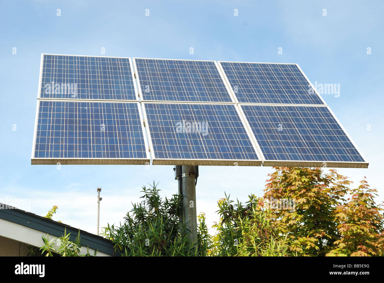 Solar panel shop hi-res stock photography and images - Alamy
