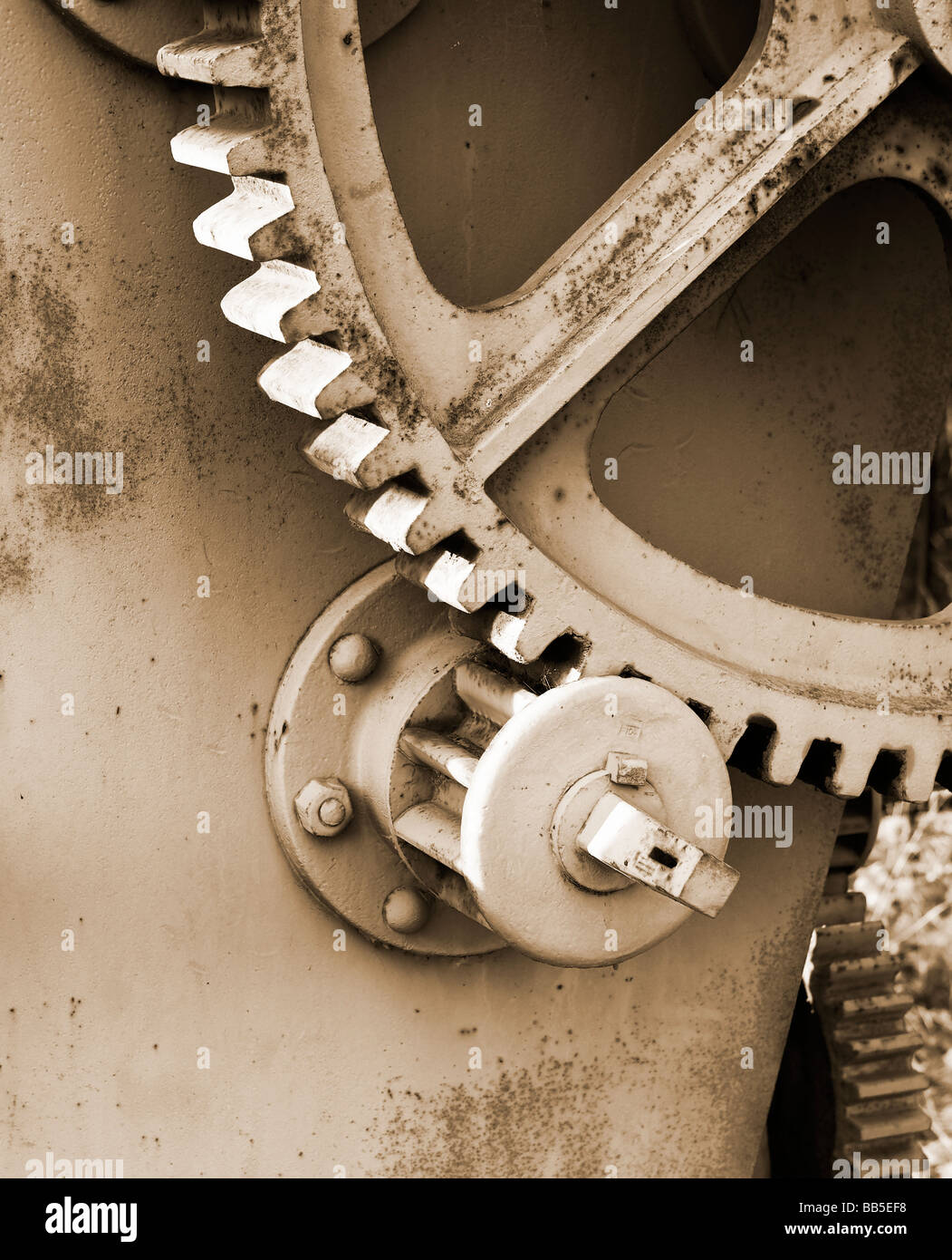 heavy duty iron cog wheels machines machinary old Stock Photo - Alamy