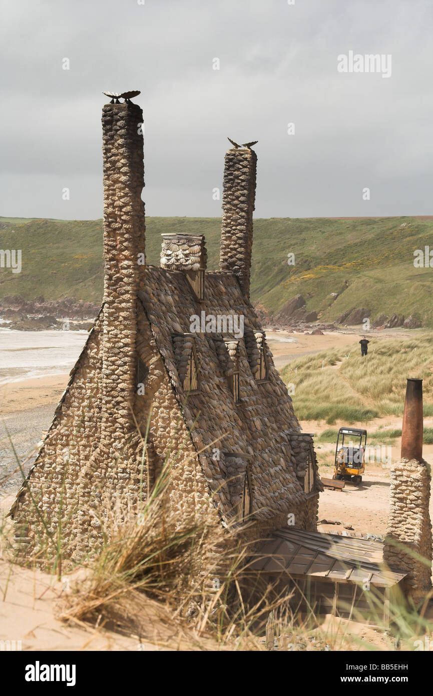 Harry potter cottage hi-res stock photography and images - Alamy