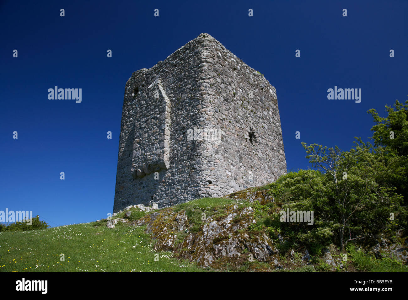17th century irish castle hi-res stock photography and images - Alamy